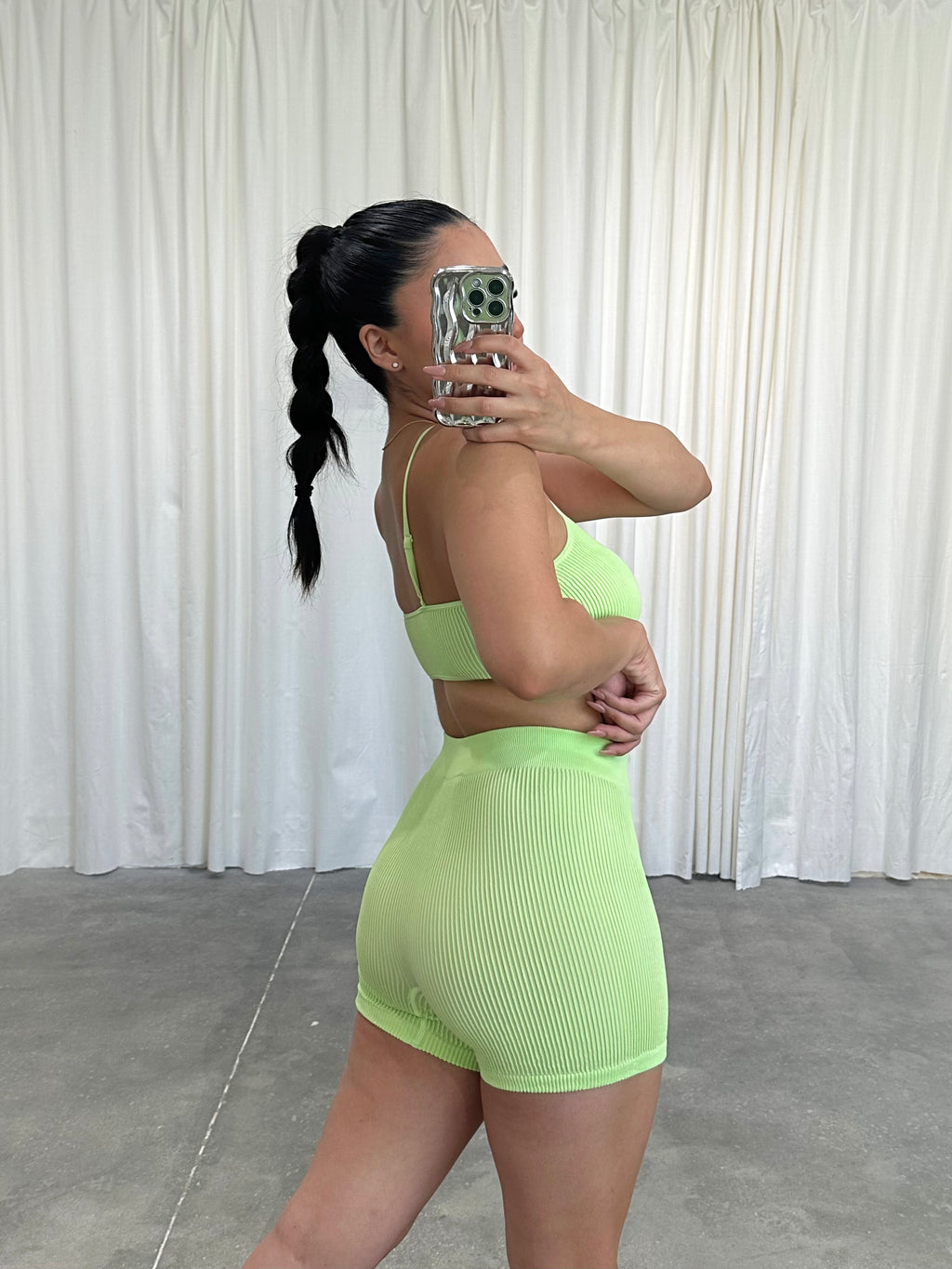 ava set (LIME) – tigercherry